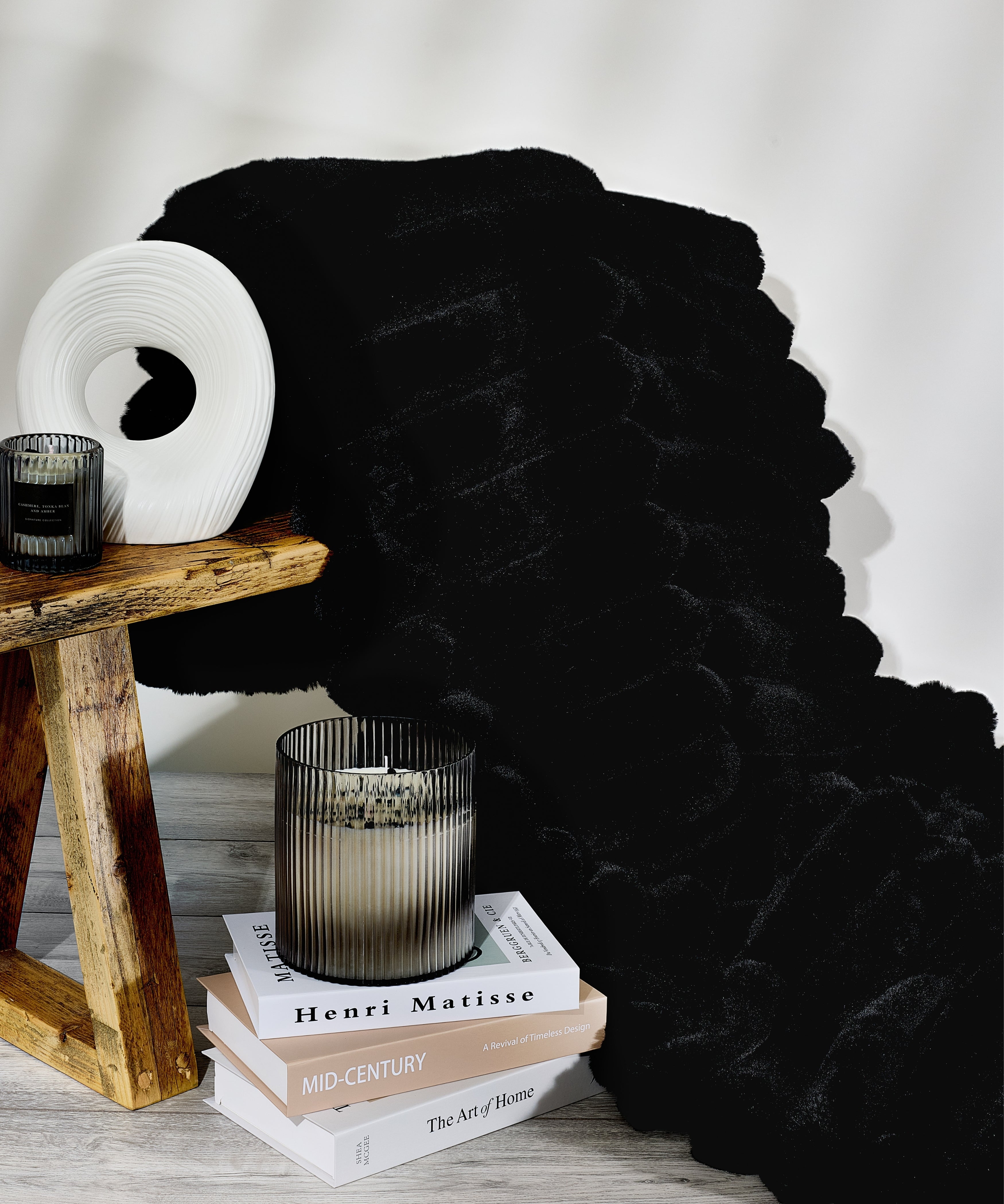 Black Signature Throw – Kimbie Home